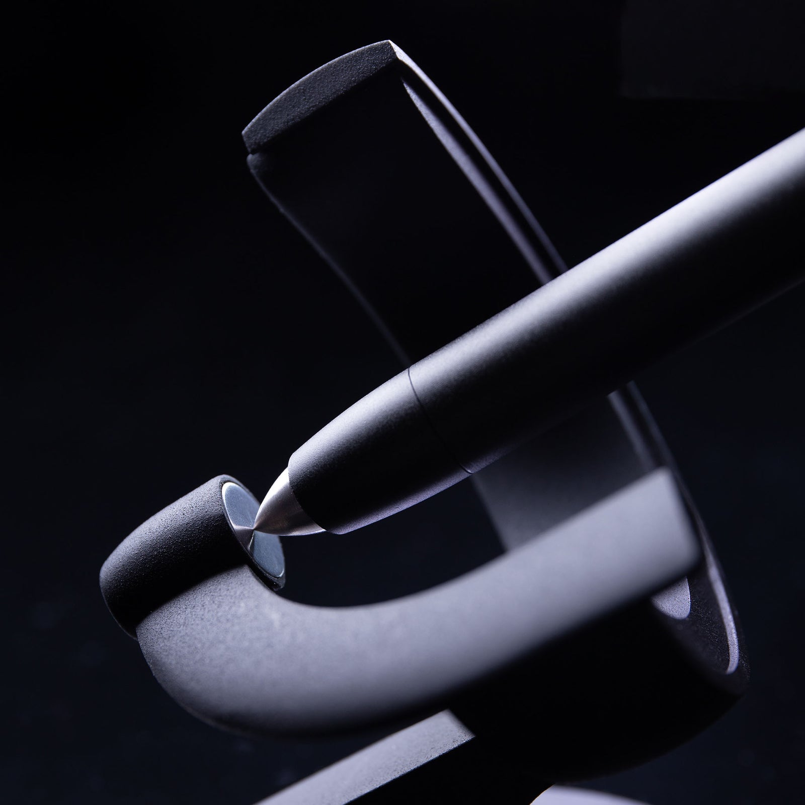 Hoverpen | The Floating Pen by novium
